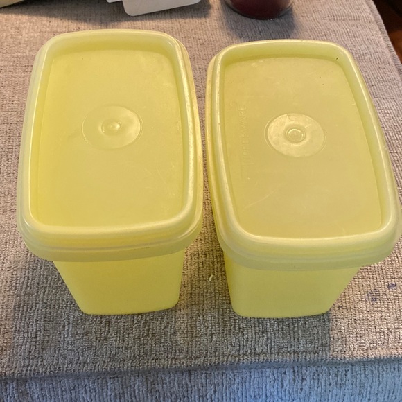 Kitchen | Vintage Pair Of 45 Tall Pair Tupperware Space Saver | Poshmark